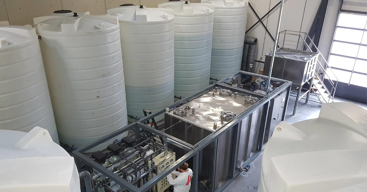 Translucent Chemical Storage Tanks - Enduramaxx Ltd